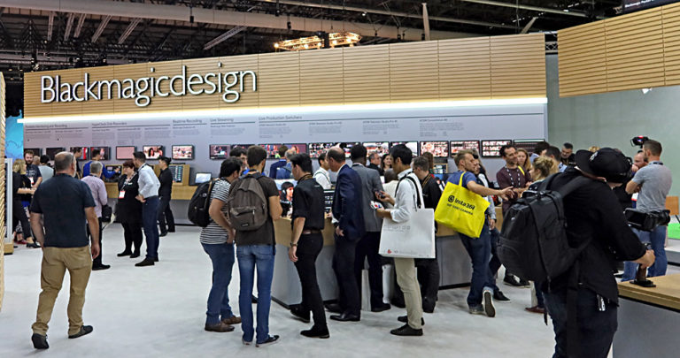 B_IBC19_Blackmagic_Stand_1 - film-tv-video.de
