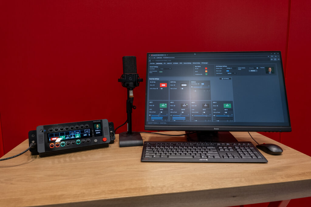 B_NAB26_Riedel_Smartpanel - film-tv-video.de